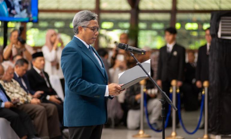 Sah Dilantik Jadi Rektor ITB, Ini Pesan BGS Dan Menteri Satryo Untuk ...