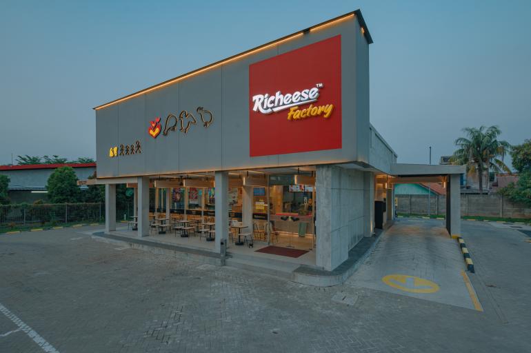Survei Jakpat: Richeese Factory Jadi Fast Food Lokal Favorit Gen Z