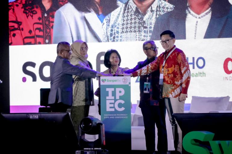 SwipeRx IPEC 2024 Jadi Media Edukasi Apoteker Mengakselerasi Bisnis Apotek