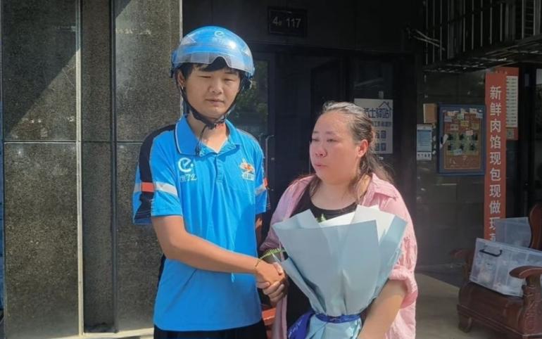 Terkunci Di Freezer Selama 20 Menit