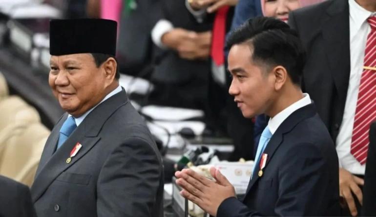 Yang Menarik di Sidang Tahunan MPR: Gibran Ganti Dasi, Puan Nyanyi Imagine