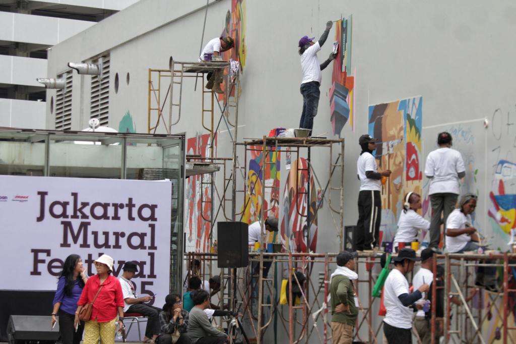 20 Seniman Finalis Ramaikan Jakarta Mural Festival 2025