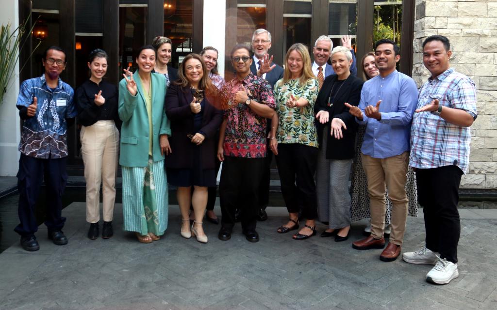 Anggota Dewan Australia Indonesia Institute Bertemu Editor Media Indonesia