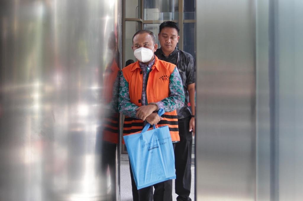 Dedi Risdiyanto Jalani Pemeriksaan Lanjutan Di KPK