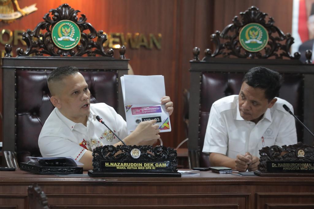 DPR Gandeng Kepolisian Untuk Tertibkan Plat Mobil Dinas DPR Palsu