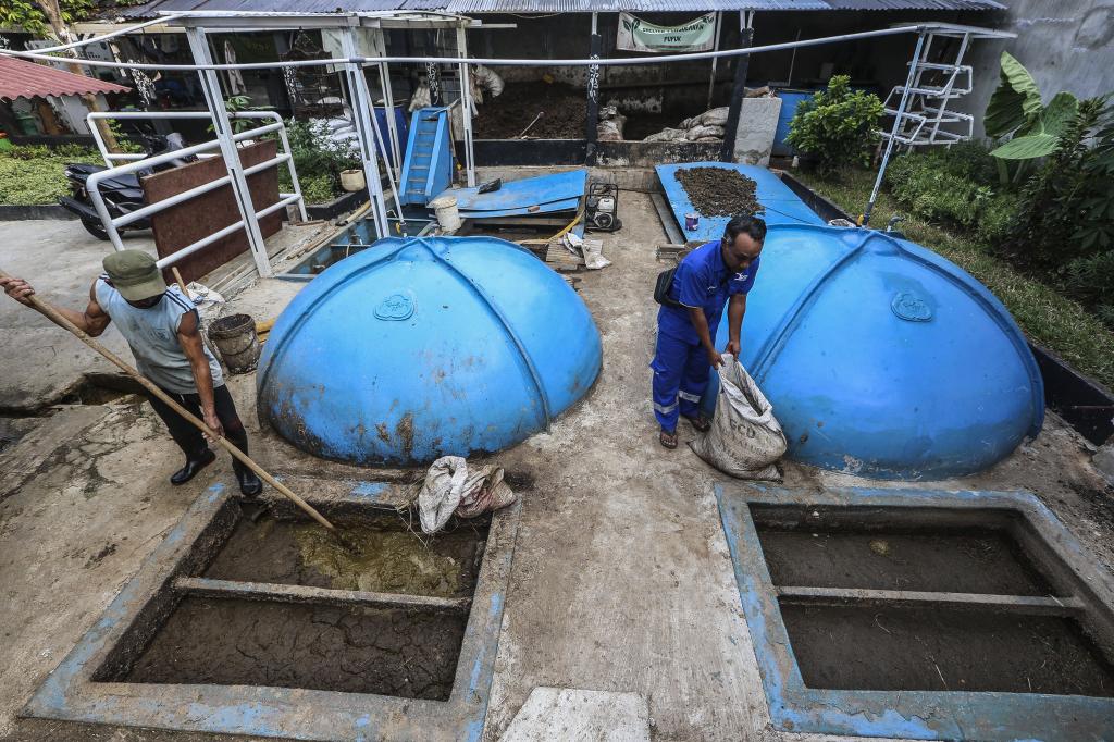 Energi Biogas Kotoran Sapi Untuk Rumah Tangga