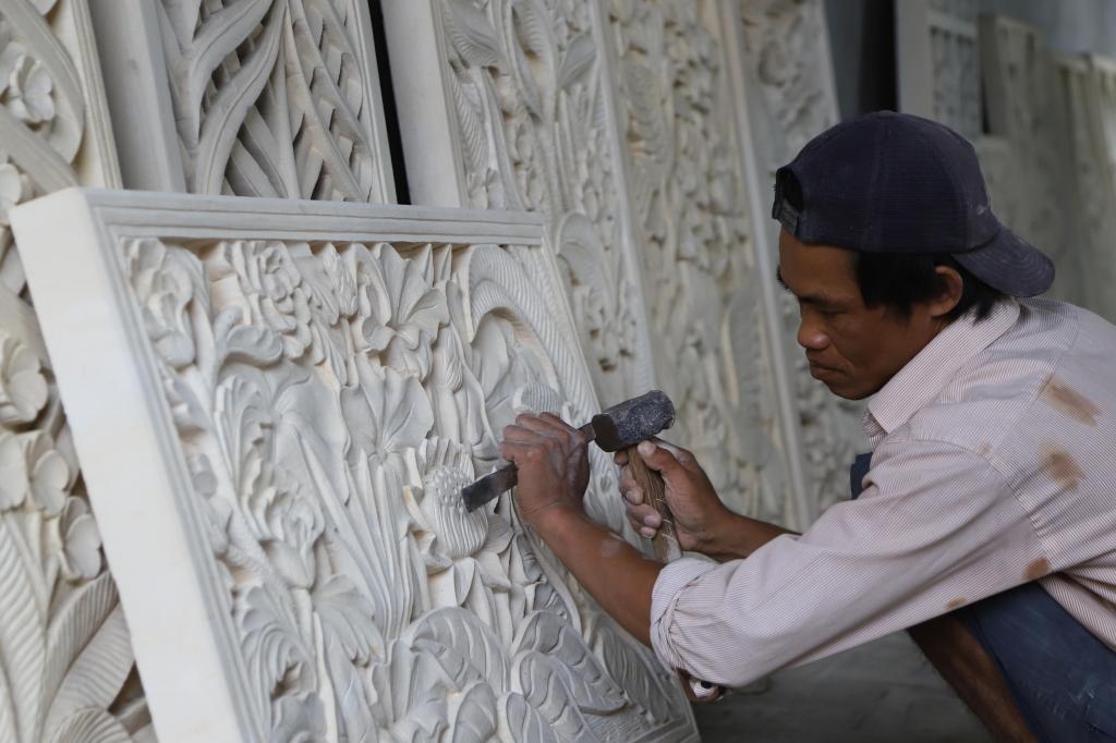 Galeri Perajin Batu Ukiran Batu Alam