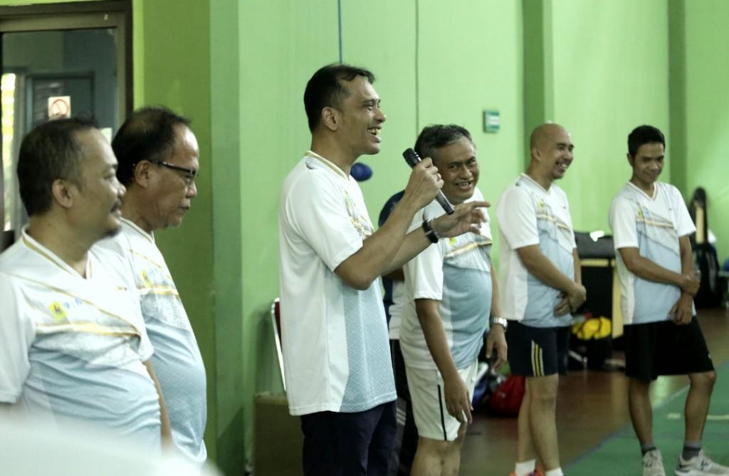 Gelar Turnamen Badminton Antar Media, PLN Beri Hadiah Sepeda Dan Motor ...