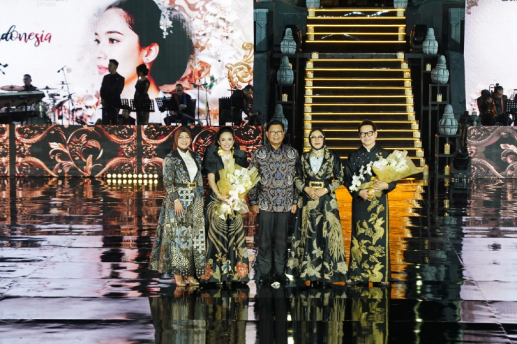 Gelorakan Kreativitas Anak Bangsa, Bank Mandiri Gelar Gala Fashion ...
