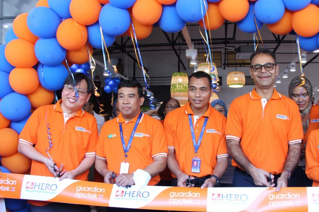 Gerai baru Hero Supermarket