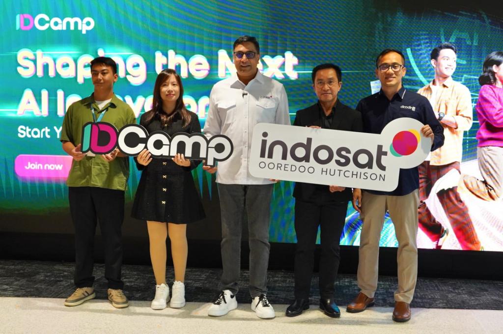 Indosat Bekali Talenta Muda dengan AI lewat IDCamp 2025