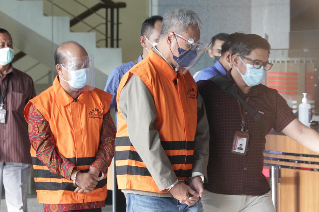 Isnu dan Husni Ditahan KPK