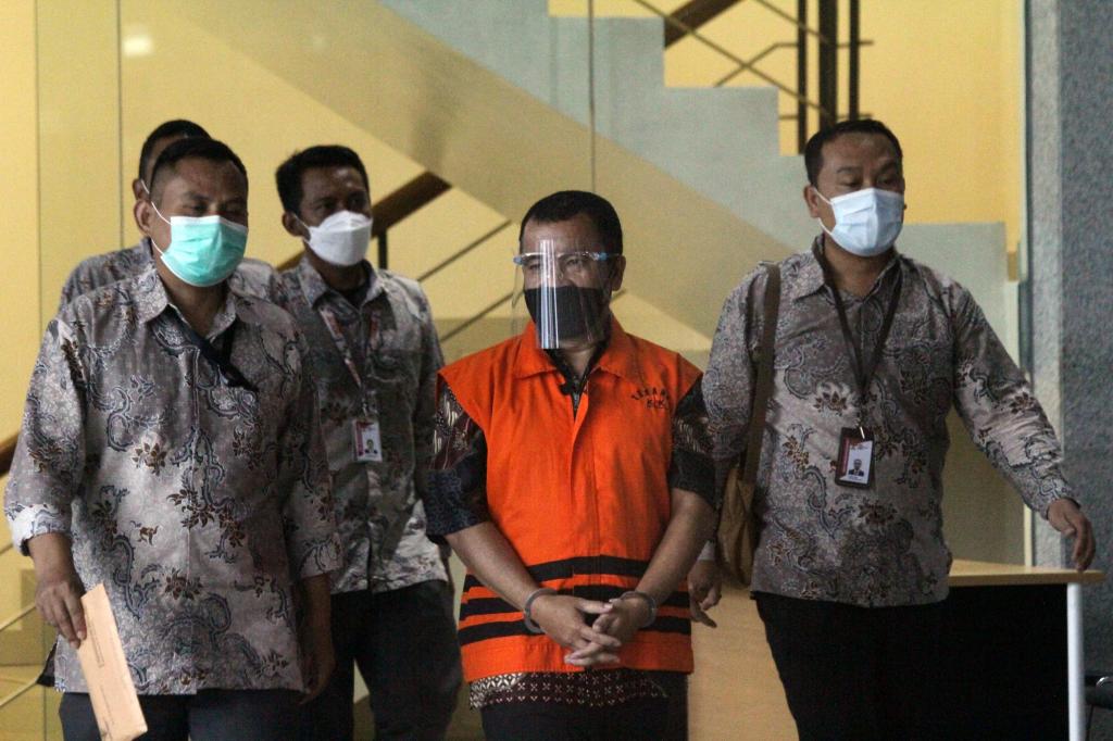 KPK Tahan Alfred Simanjuntak