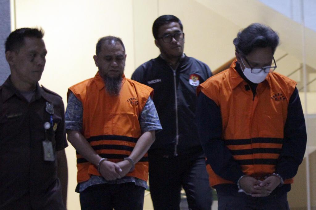 KPK Tahan Mantan Dirut PNB