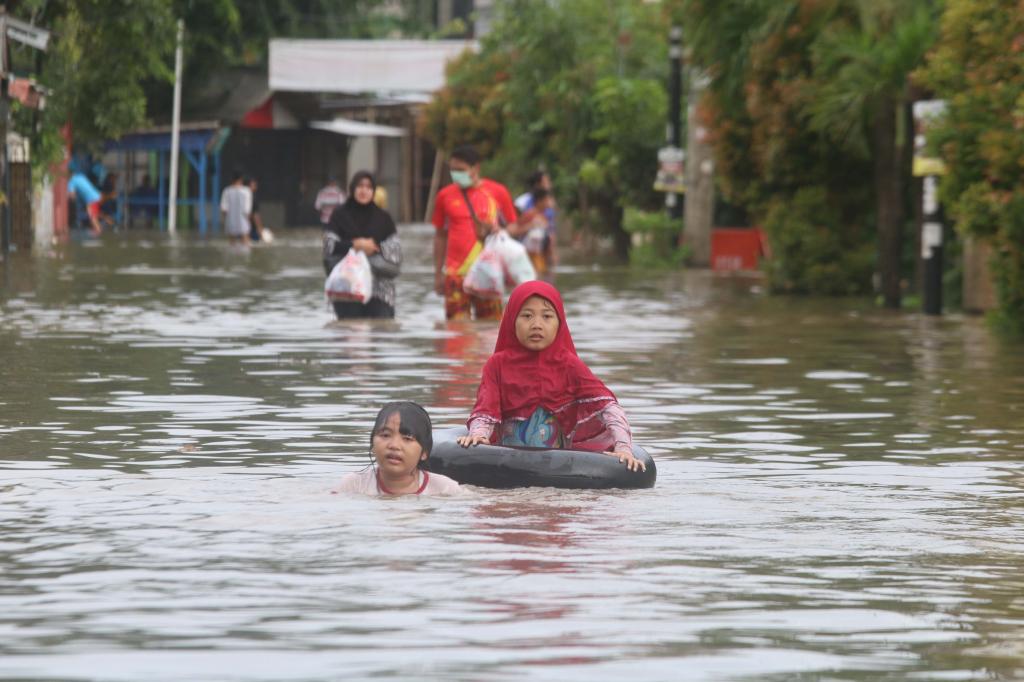 Meluapnya Kali Angke, Perumahan Ciledug Indah Banjir