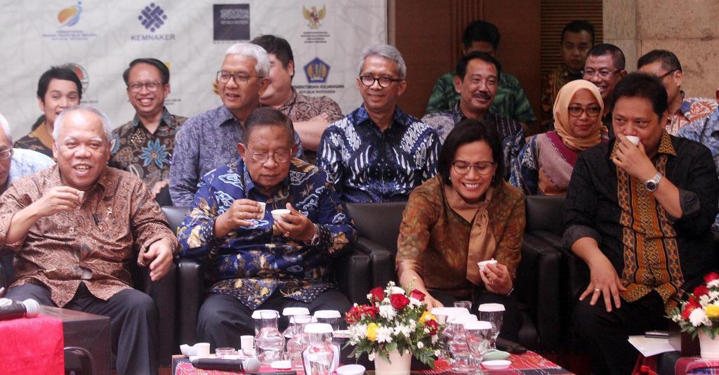 Ngobrol Pinter Tentang Ekonomi