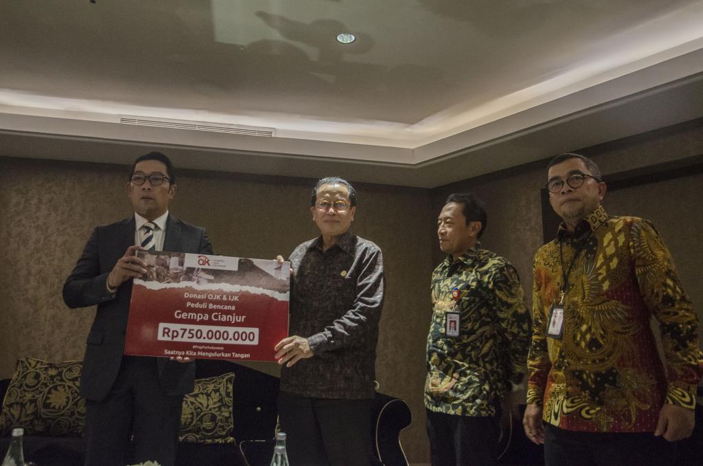 OJK Peduli Korban Gempa Cianjur