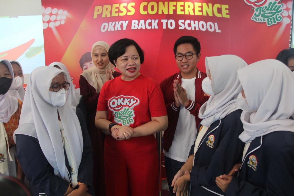 Okky Fun Truck Bawa ExtraSemangat dan Kegembiraan ke Sekolah