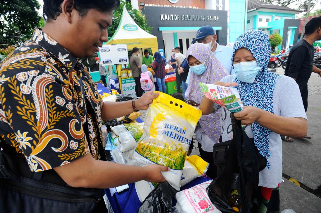 Operasi Pasar Sembako