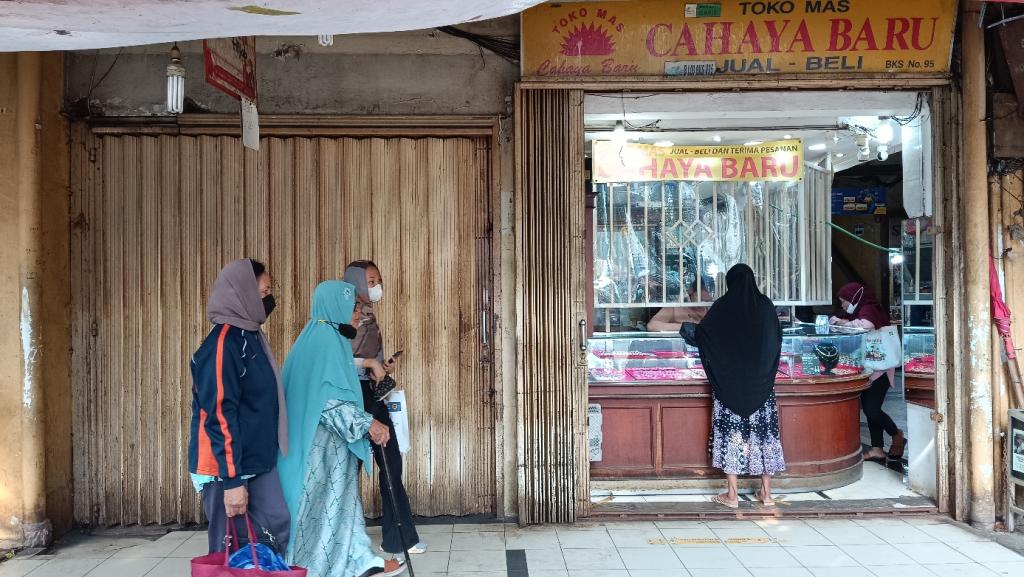 Pasar Tradisional Masih Sepi