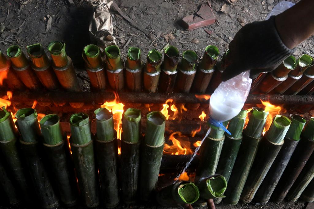 Pembuatan Lemang