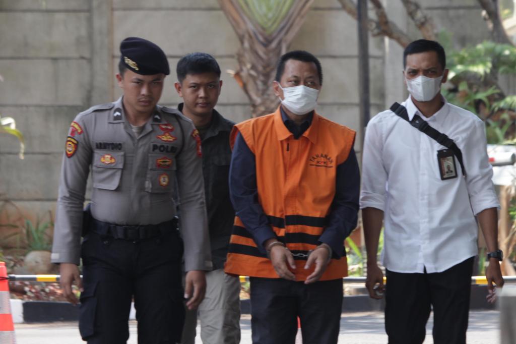 Pemeriksaan Perdana April Churniawan Di KPK