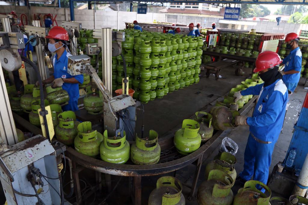 Pengisian Tabung Gas Elpiji Pertamina