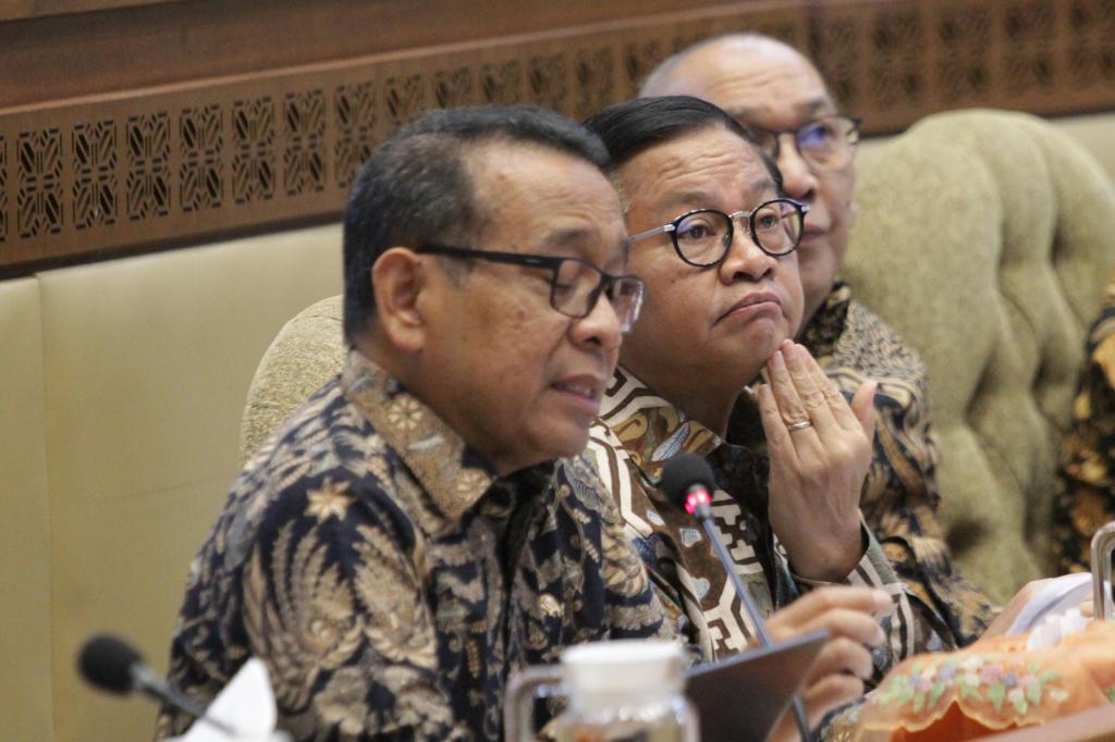 Pramono Anung Pamit Ke DPR