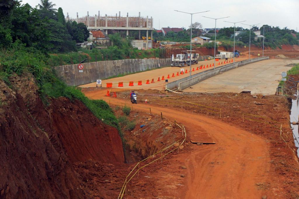 Proyek Tol Jalan Terus