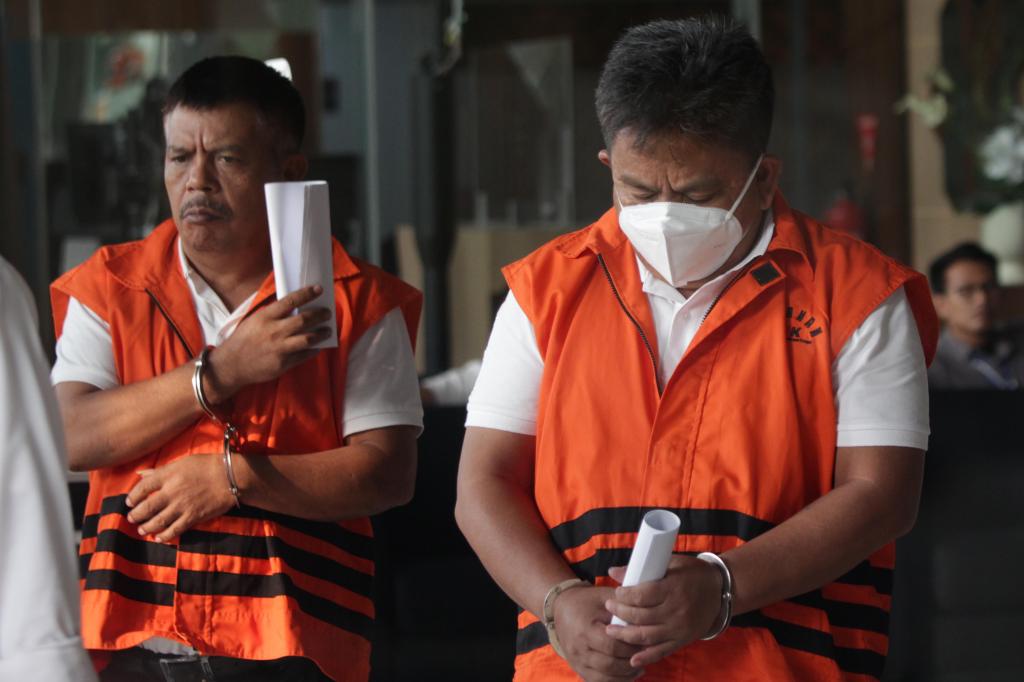 Rahmat Dan Riado Jalani Pemeriksaan KPK