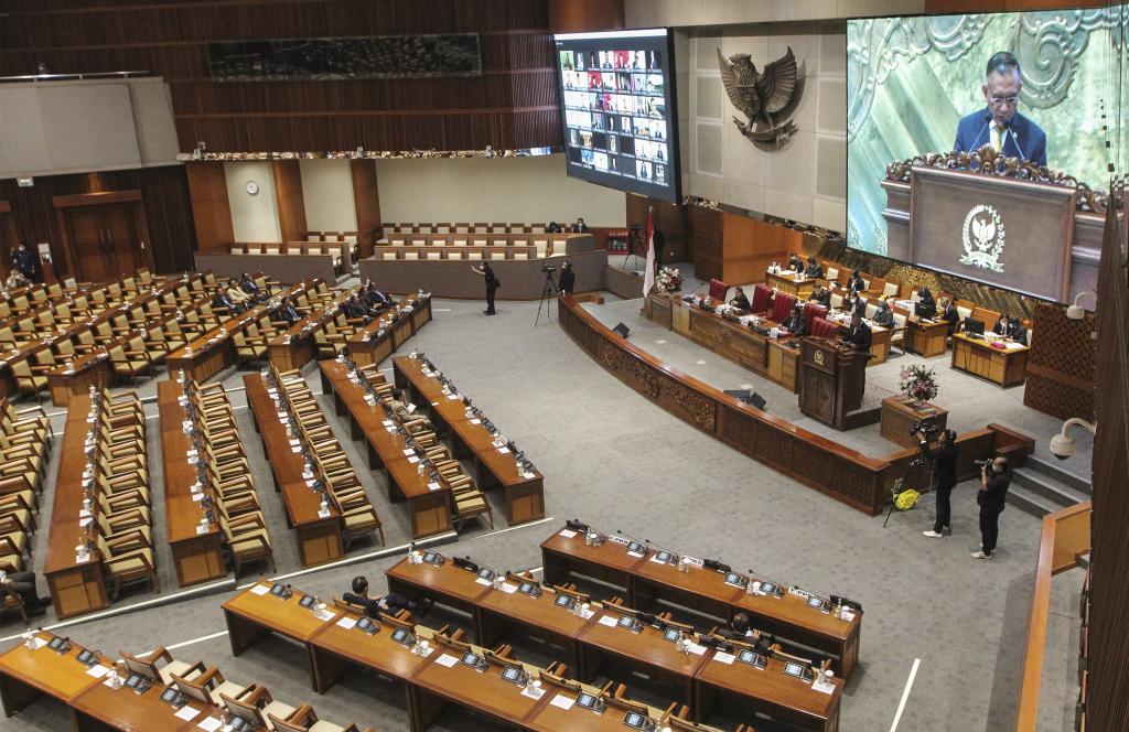 Rapat Paripurna DPR 2022-2023 Rapat Paripurna DPR 2022-2023