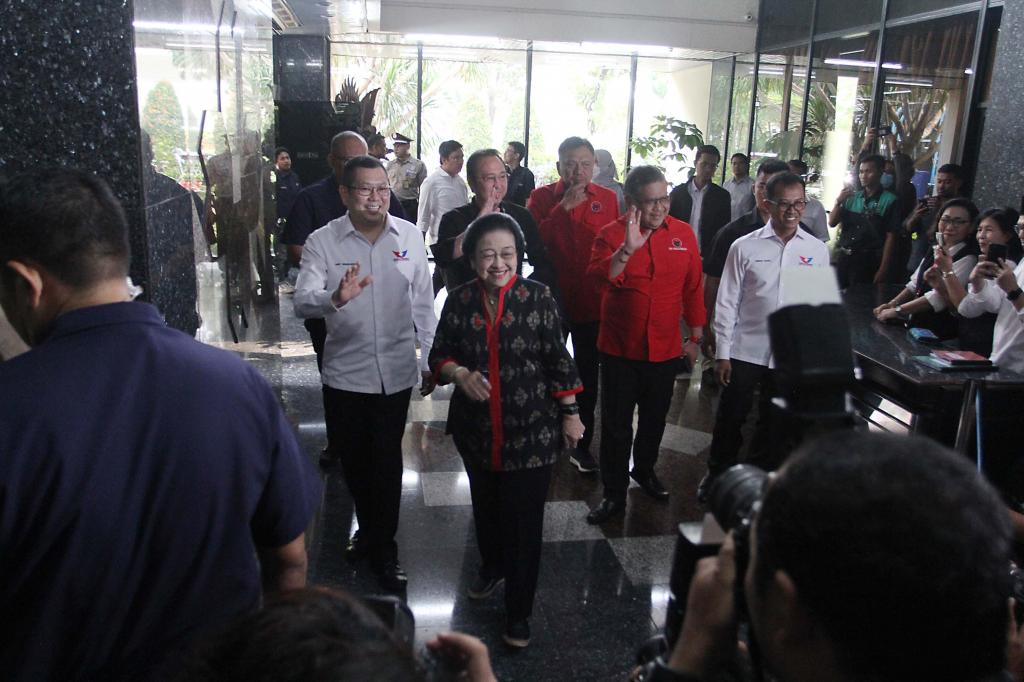 Rapat Parpol Pendukung Ganjar