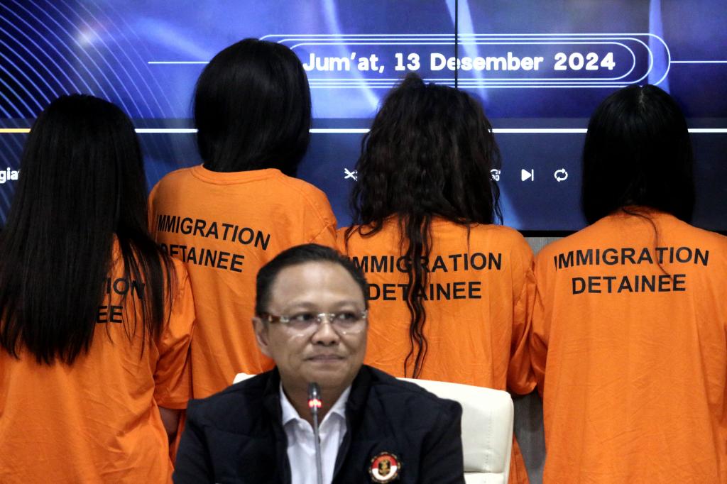 Rilis 12 WNA Diduga PSK