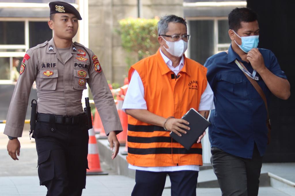 Roni Aidil Jalani Pemeriksaan KPK