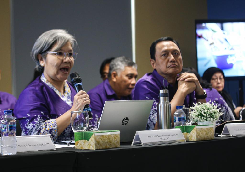 Solusi DGB Binus Jawab Tantangan Global