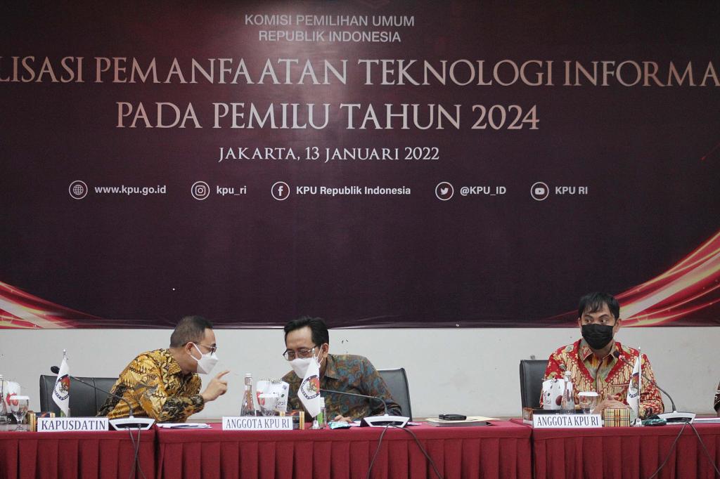 Sosialisasi Pemanfaatan Teknologi Informasi Pada Pemilu 2024