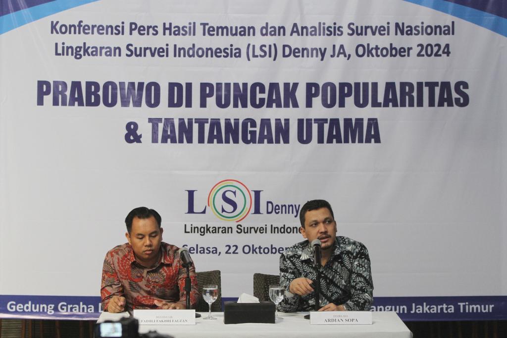 Survei LSI Denny JA Sebut Prabowo Subianto Saat Ini Di Puncak Popularitas