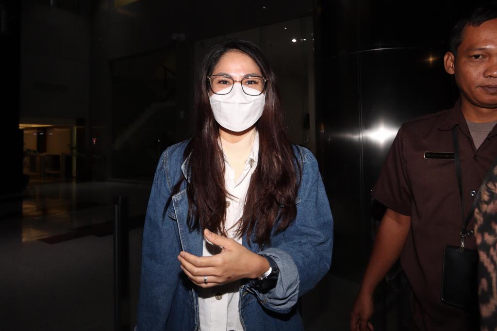 Windy Idol Diperiksa KPK Sebagai Saksi Kasus MA