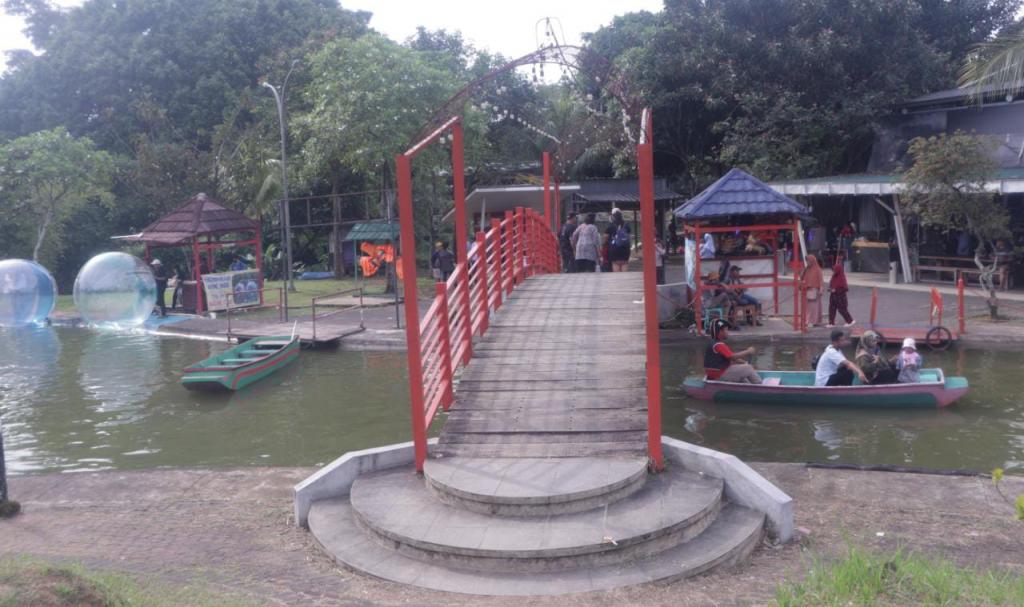 Wisata Ah Poong Sentul Bogor