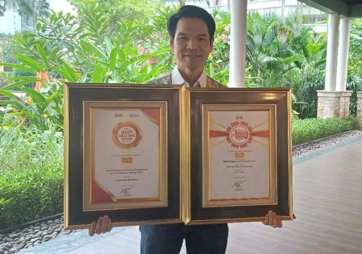 Sido Muncul Borong 4 Penghargaan Best Selling Brand & Original Brand dari