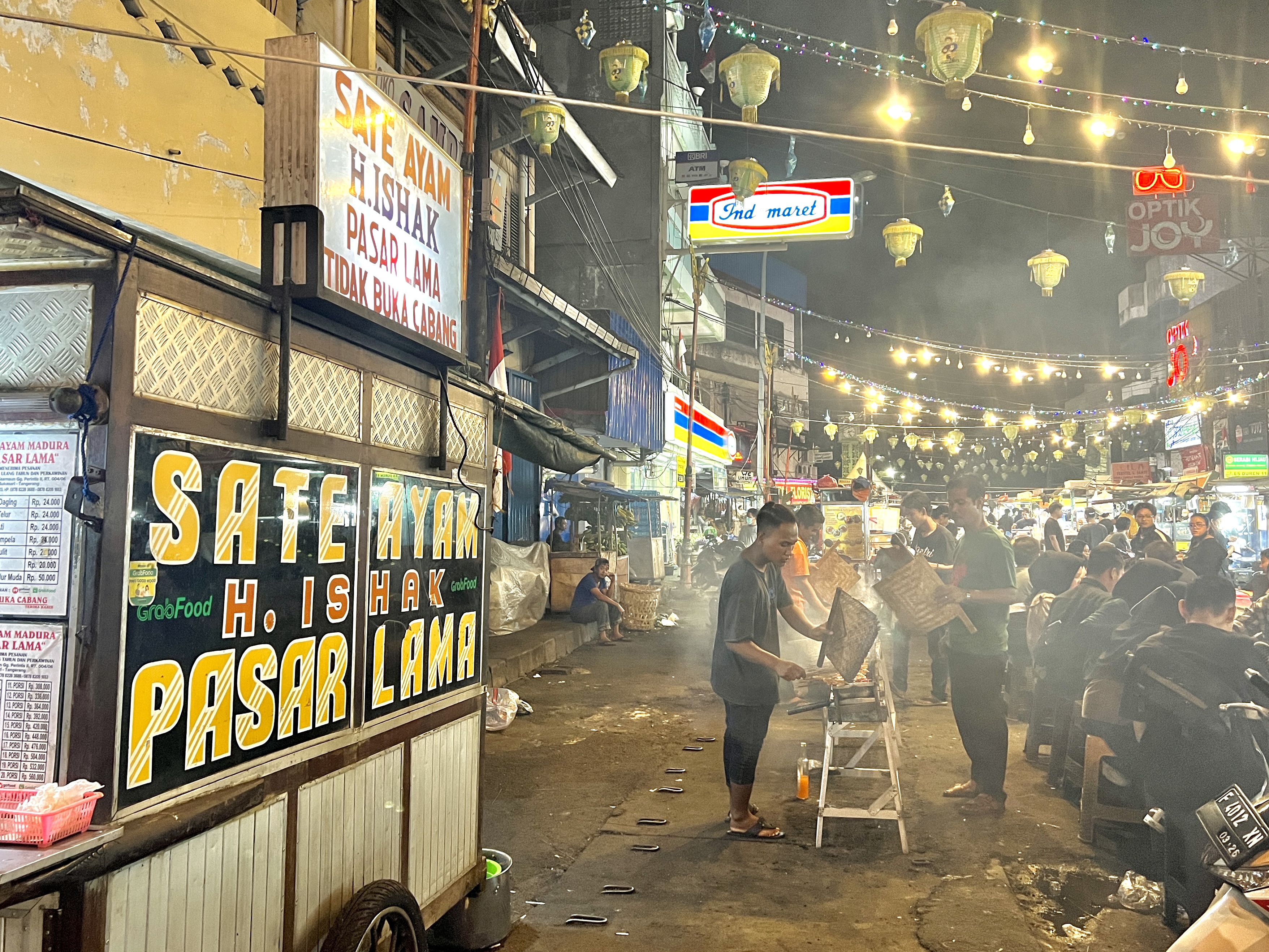 Nyobain Es Podeng Legend Di Kawasan Kuliner Pasar Lama Tangerang