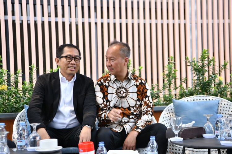 Jadi Menperin Lagi, Agus Gumiwang Tancap Gas Lantik Dirjen Ilmate